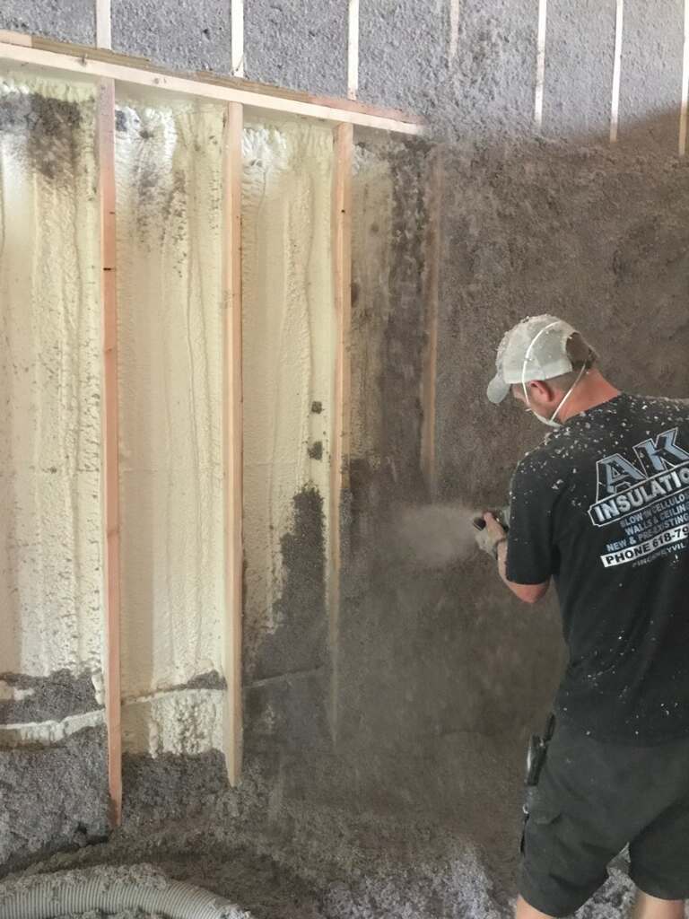hybrid insulation service at AK Insulation in Duquoin, Illinois